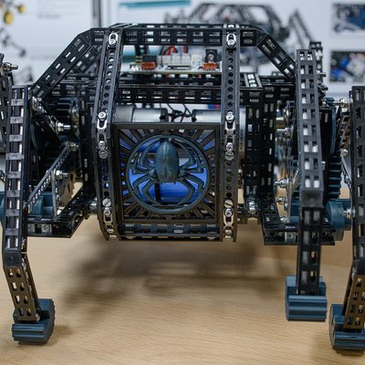 Nextech | IoT a robotika: Totem Black Spider – programovateľný ...