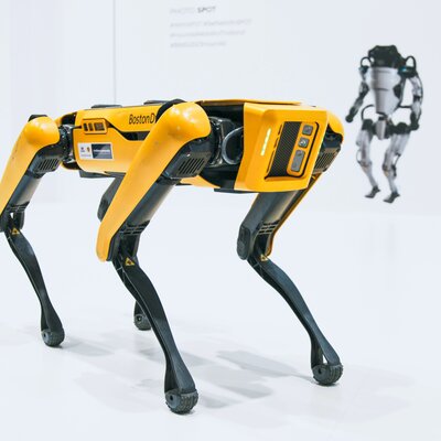 Nextech | Robotický pes Spot už zvládne salto vzad a nejde pritom len o ...